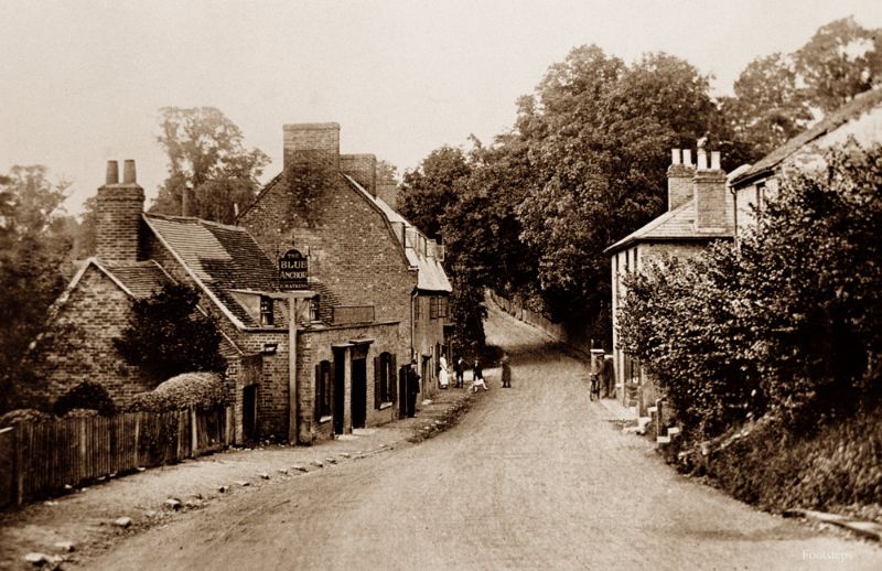 32 Fascinating Photos That Document Everyday Life of Kent, England in ...