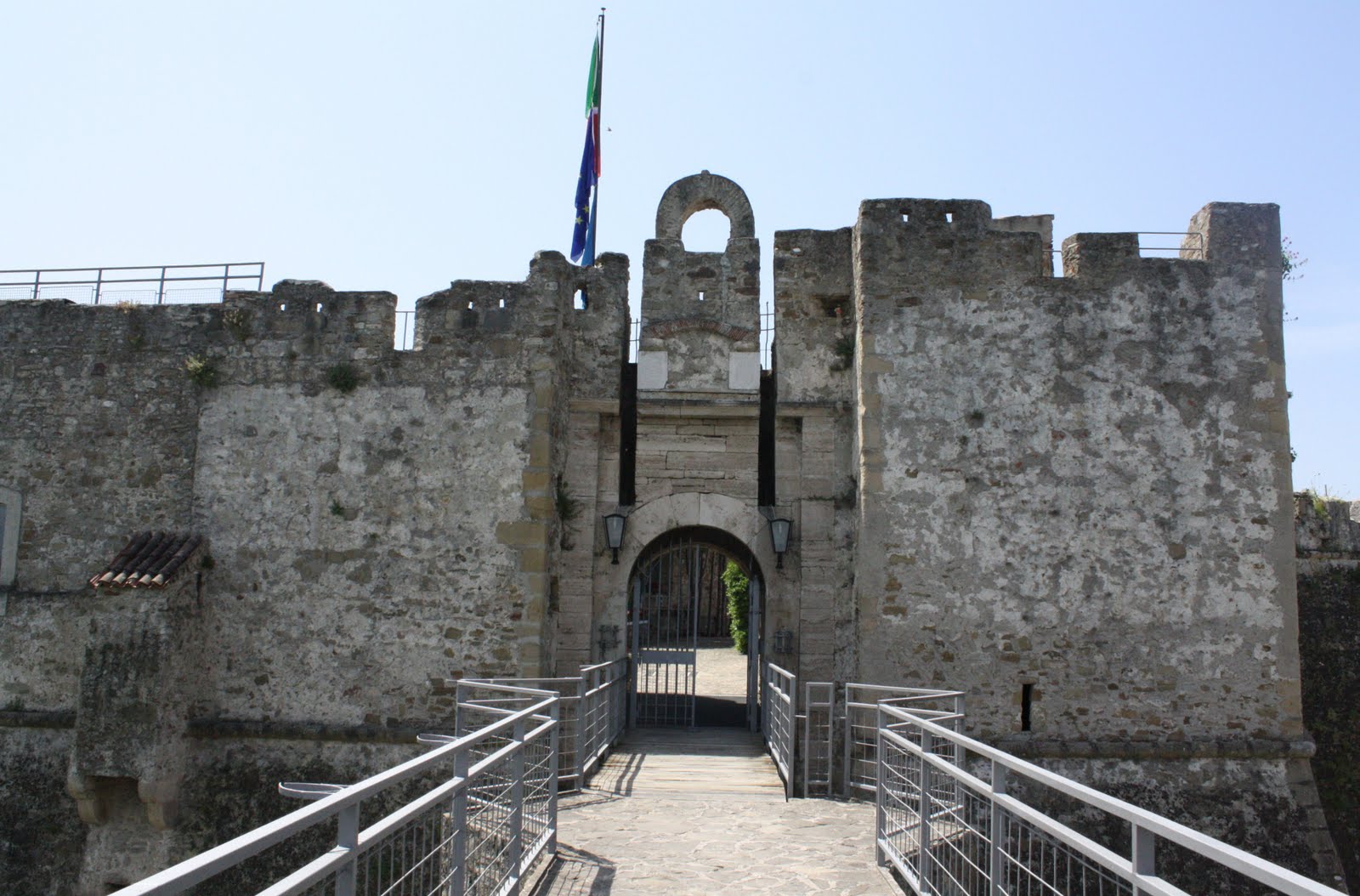 FOTOGRAFIE... di EnzoDiMarino: Agropoli, il Castello il borgo antico