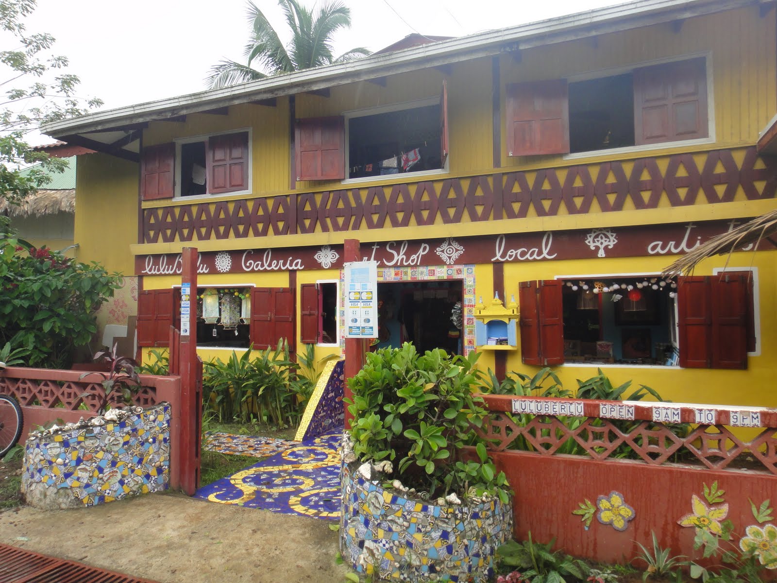 Emily's Adventures in Costa Rica: Puerto Viejo de Limon