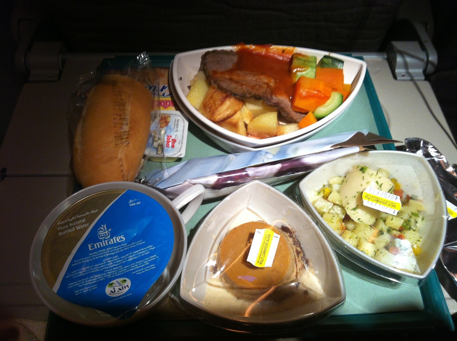 VOO EMIRATES EK 262 - GRU-DXB - Mundo A