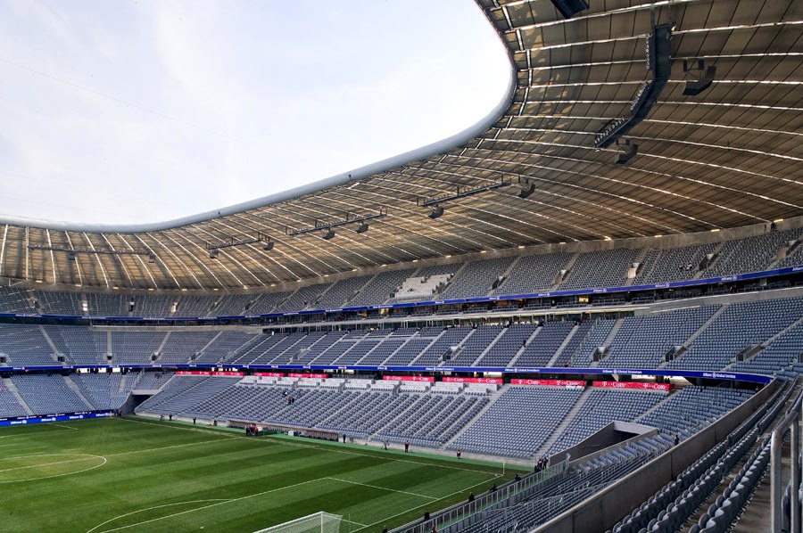 Allianz Arena : Exterior & Interior Photographs