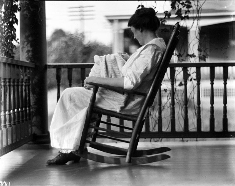 22 Amazing Found Photos Document Everyday Life of An American Family in ...