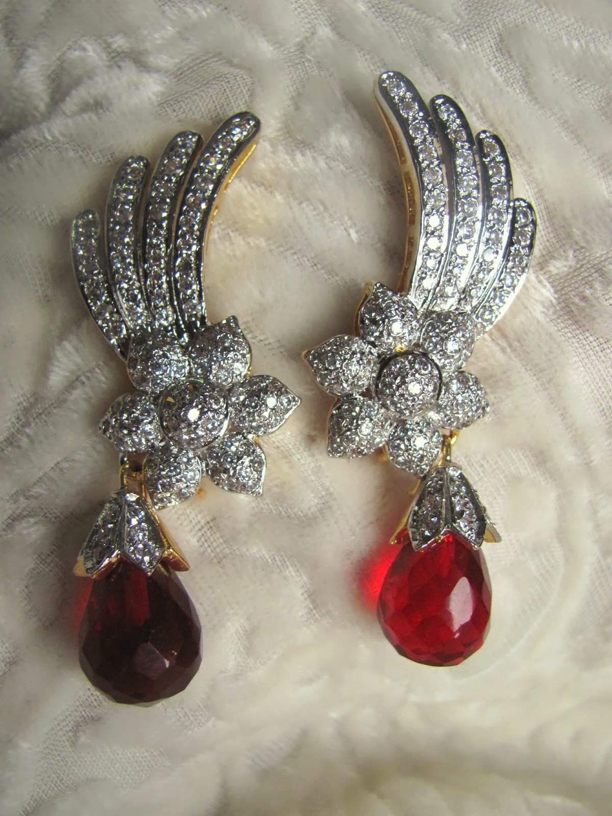 TOPTENFASHIONNEW: BEAUTIFUL EARRINGS