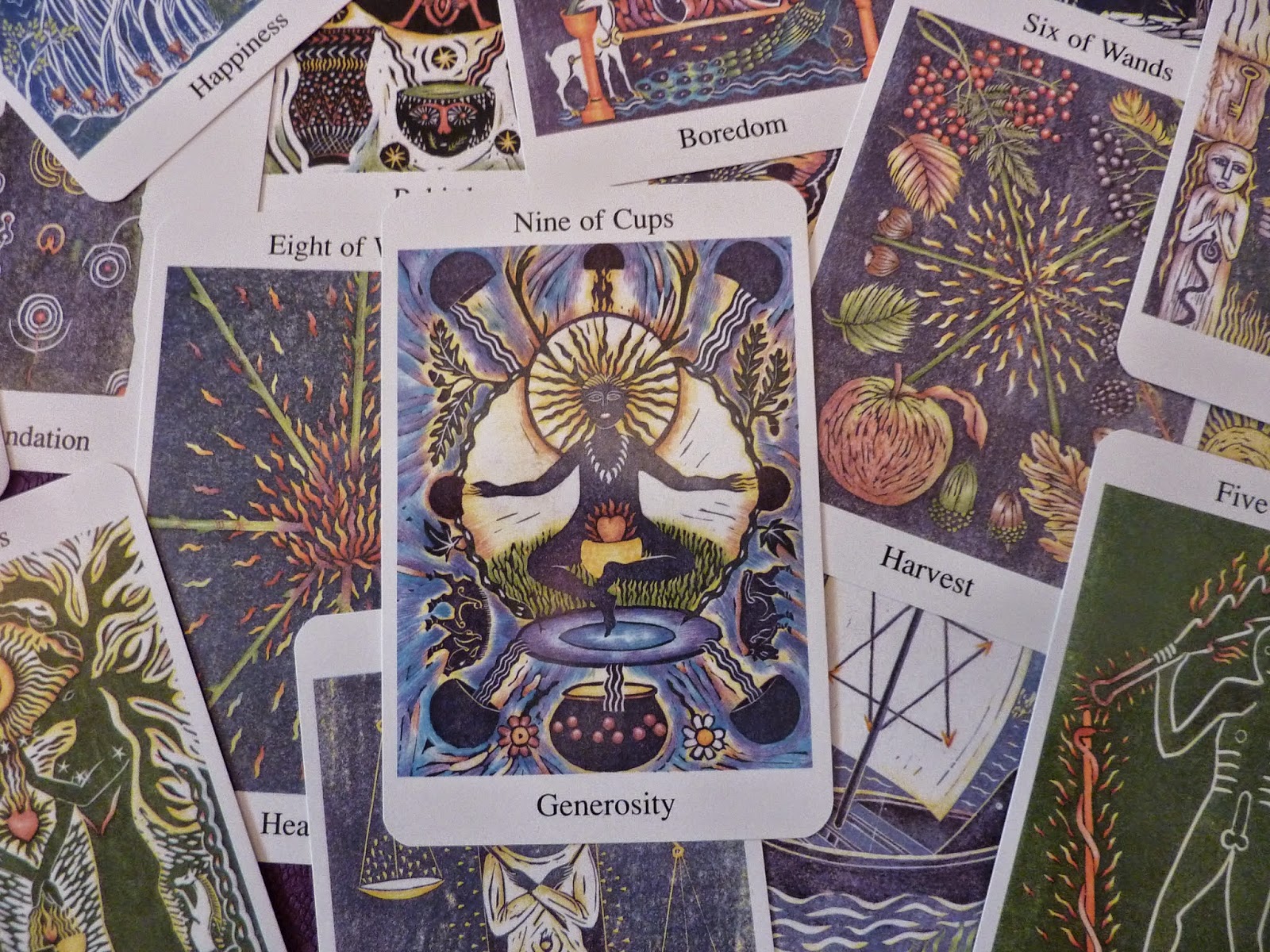 Rowan Tarot: When does a deck become a legend?
