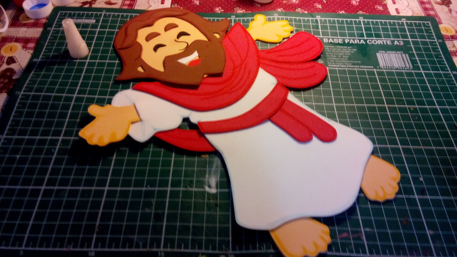 Jesus ressurreto em E.V.A - DIY