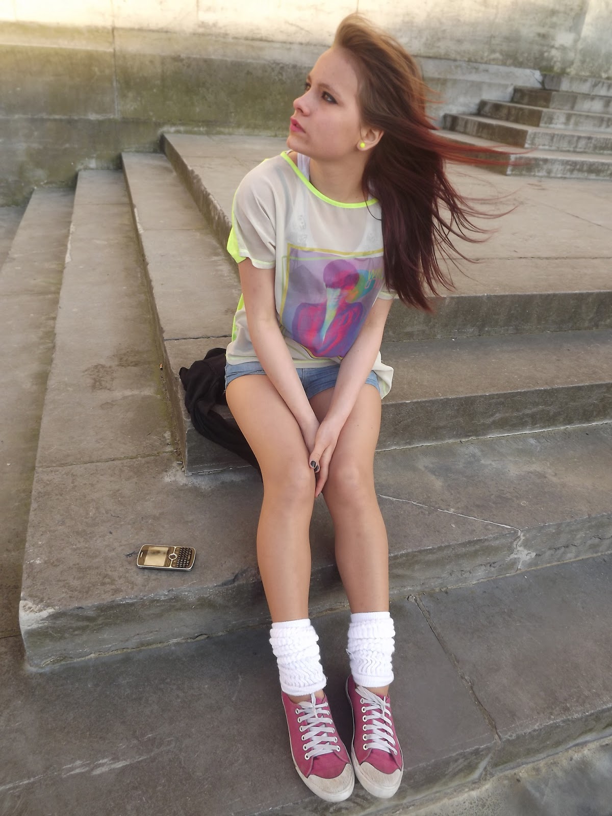 Le Créneau du Cinéma: Tanya WALL : Une jeune artiste et plein de ...