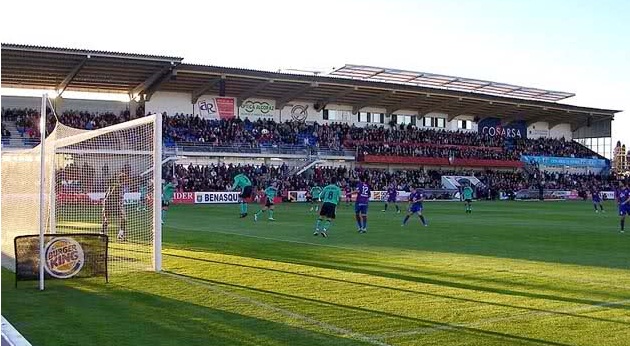 Estadios de Fútbol en España: Huesca - Estadio El Alcoraz