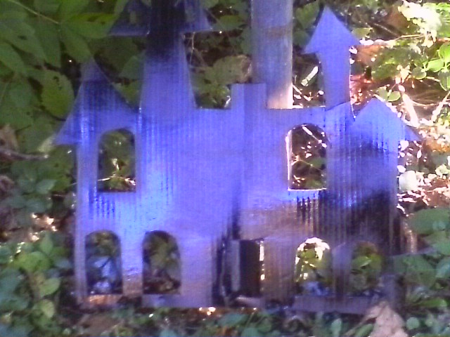 Wiccan Make Some Too: Cardboard Haunted House