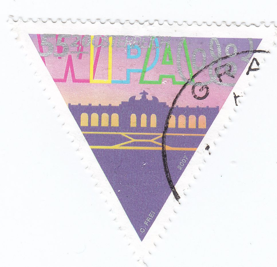 Rainbow_stamps_and_coins: Odd stamps : 08 Stamps with special cuts - 02 f