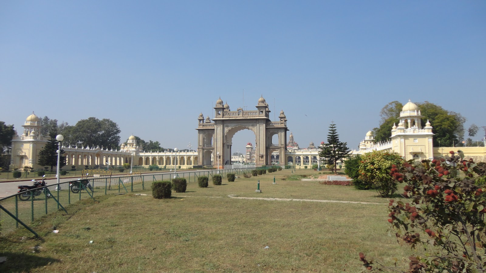EDUCATION: MYSORE-PALACE,ZOO,MUSEUM,VRINDAVAN GARDEN