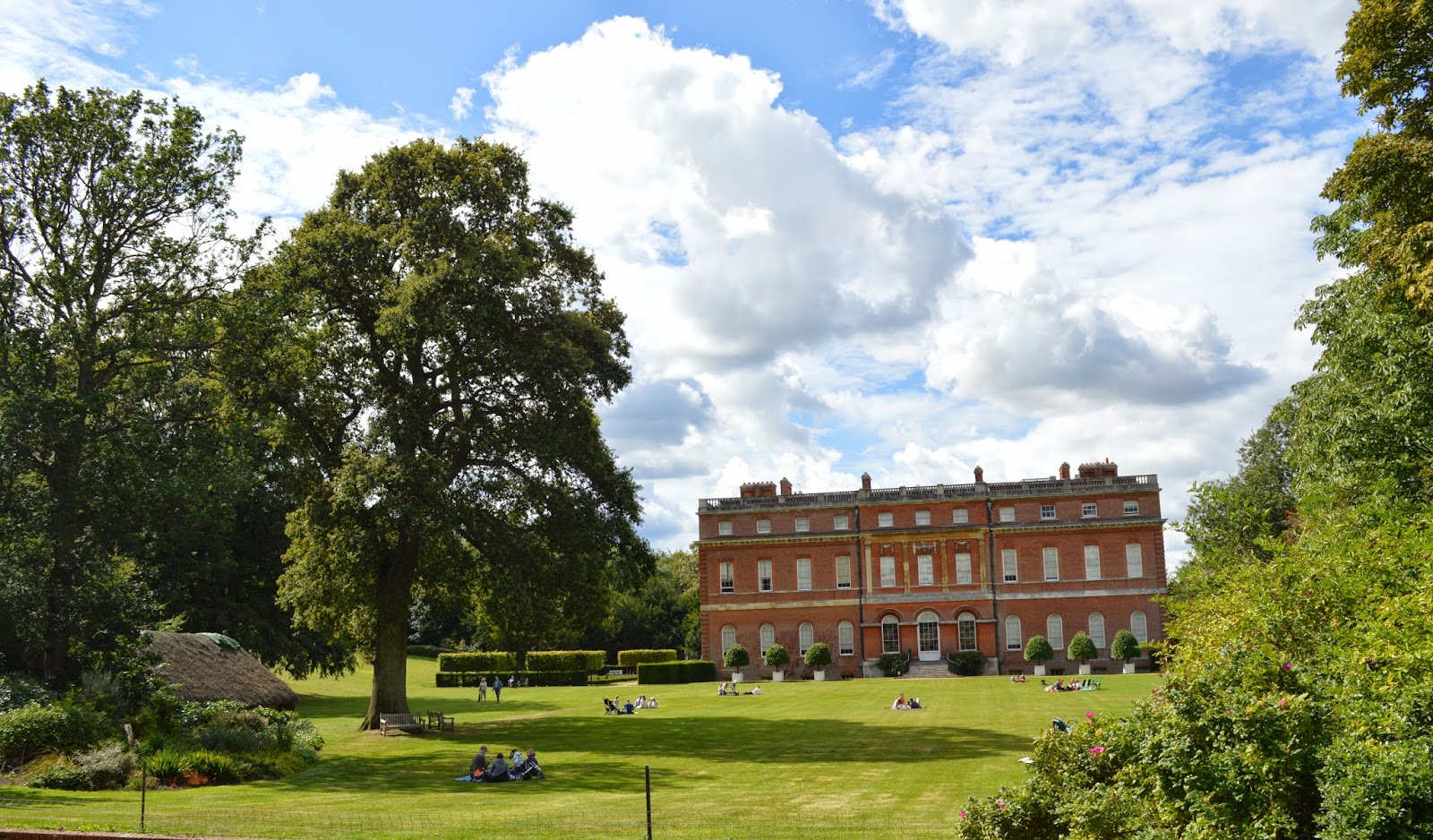 Book&aCuppa: Clandon Park