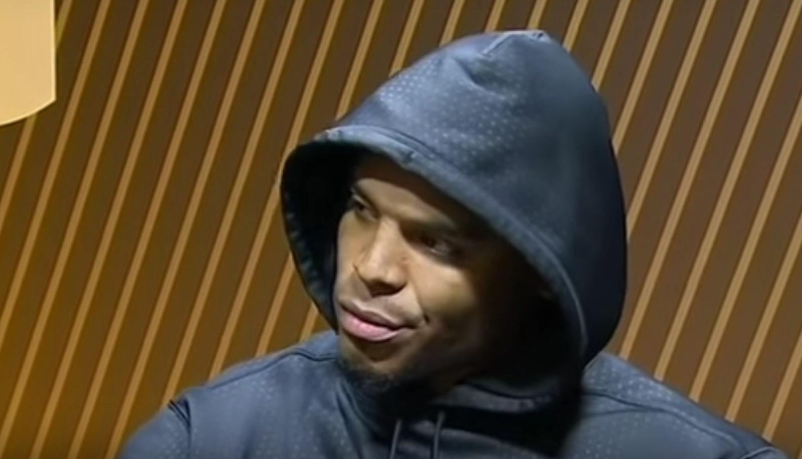 Body Language & Emotional Intelligence: Nonverbal Communication ...