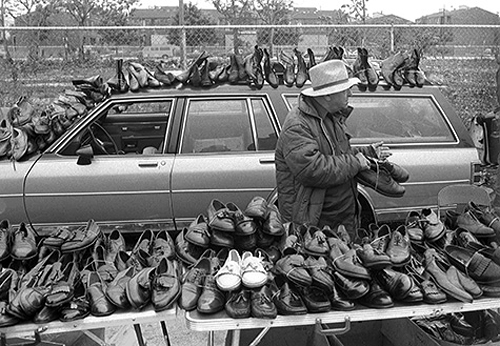 Chicago's Legendary Maxwell Street in photographs by Tom Smith