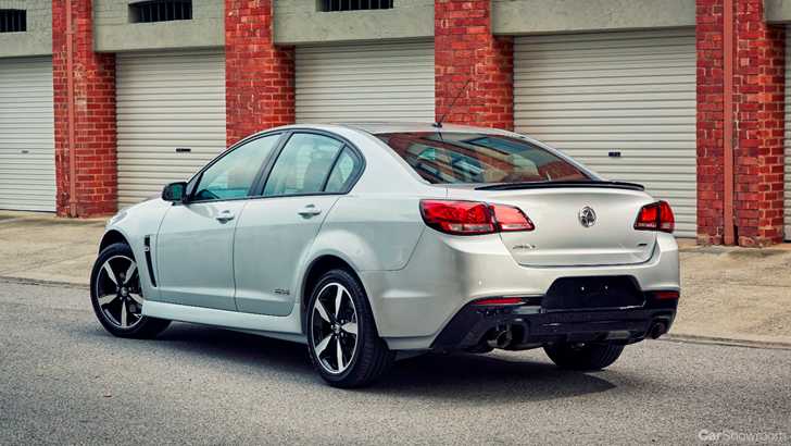 EXCLUSIVE CARS: Holden Rolls Out Commodore Black Edition For SS & SV6