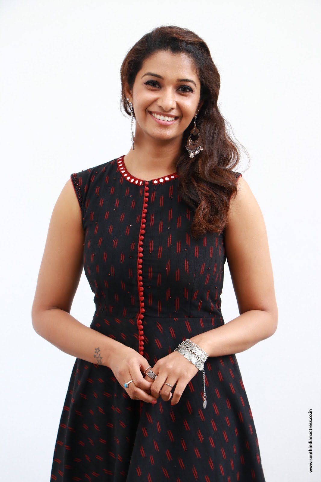 Priya Bhavani Shankar at Kadaikutty Singam Success Meet - South Indian ...