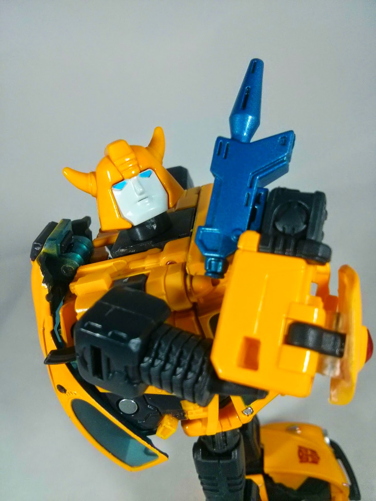 Toybox Soapbox: Transformers MP-21 Masterpiece Bumblebee Review