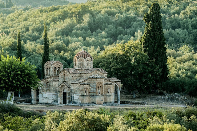 ΙΣΤΟΡΙΑ,ΛΑΟΓΡΑΦΙΑ,ΠΑΡΑΔΟΣΗ.: MONAΣΤΗΡΙΑ ΒΟΥΛΚΑΝΟΥ-ΣΑΜΑΡΙΝΑ