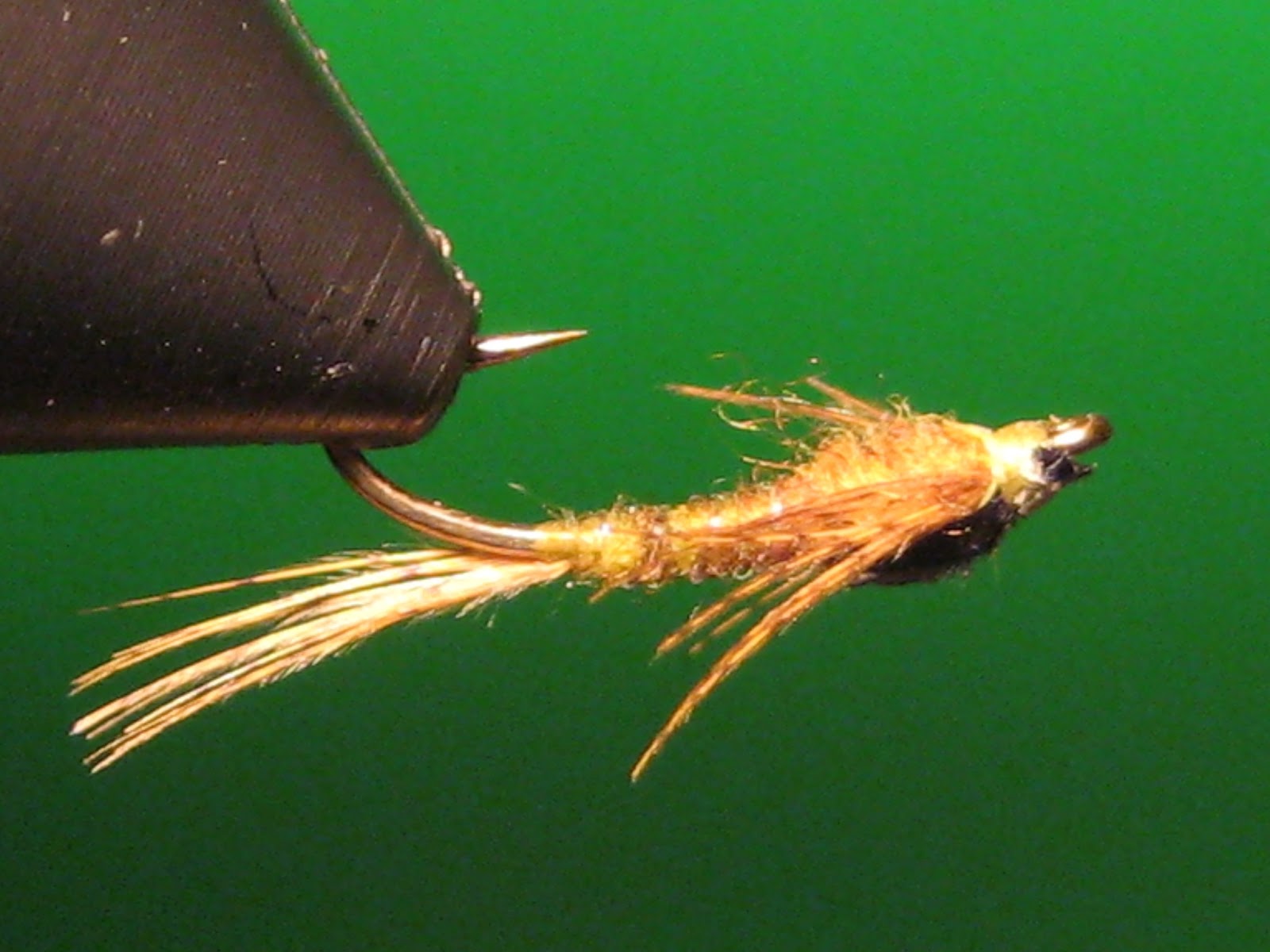 My Trout Fly: Split wing case BWO nymph
