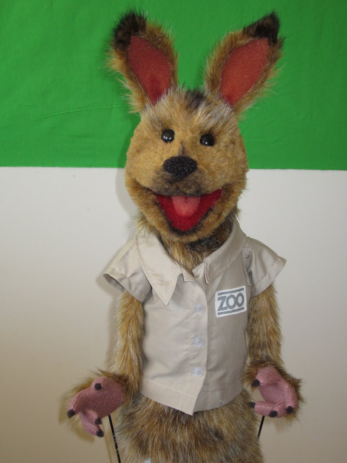 jarrod boutcher puppets: WALLY THE WALLABY
