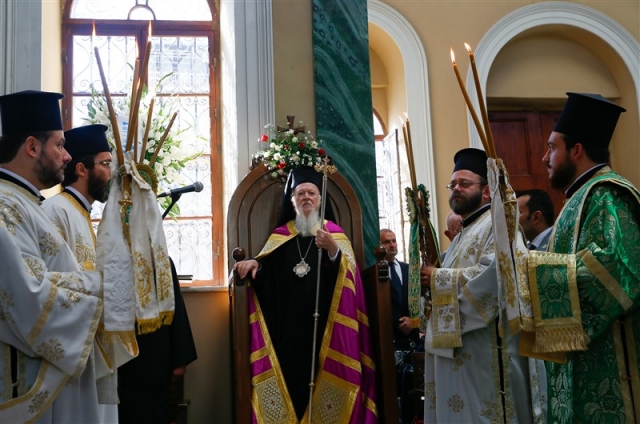 ΦΩΣ ΦΑΝΑΡΙΟΥ: Η ΧΕΙΡΟΤΟΝΙΑ ΤΟΥ ΕΠΙΣΚΟΠΟΥ ΕΡΥΘΡΩΝ ΑΠO ΤΟΝ ΟΙΚΟΥΜΕΝΙΚΟ ...