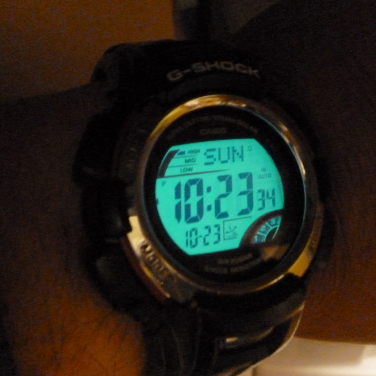 初のベゼル崩壊、CASIO G-SHOCK GW-300