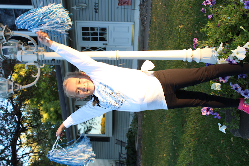 two daughters, one son: Gooooo TEAM!!