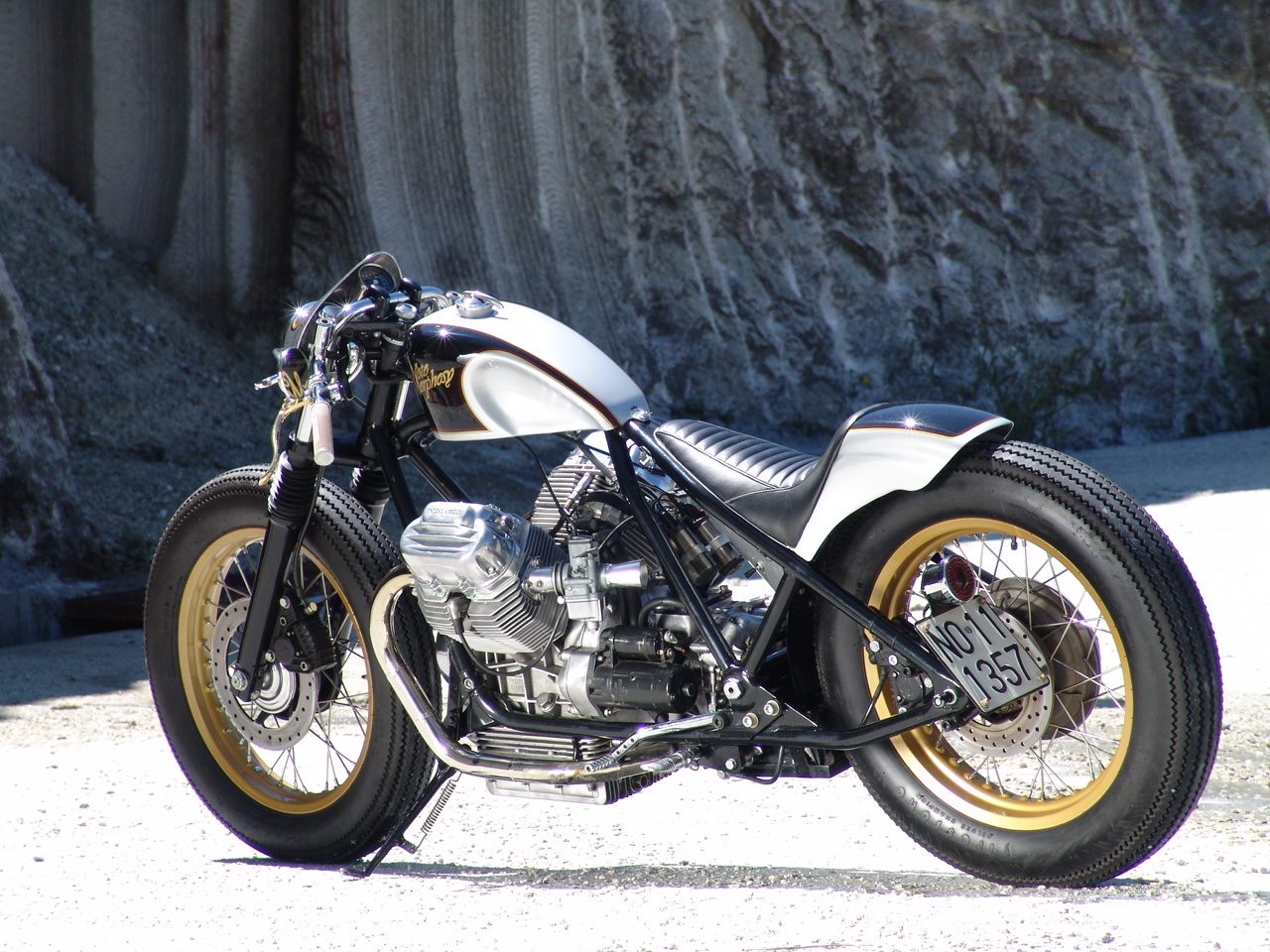 GUZZISTAS - Moto Guzzi 850 T5 Motomorphosy - Mundo Guzzi