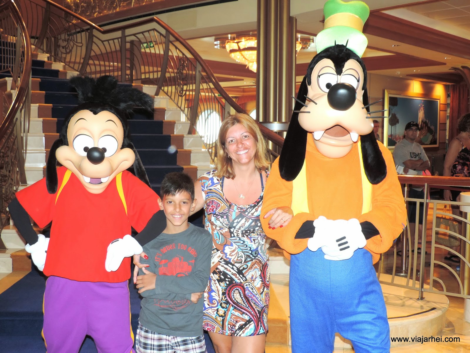 Encontro com personagens no Disney Dream | Viajar hei - Relatos, dicas ...