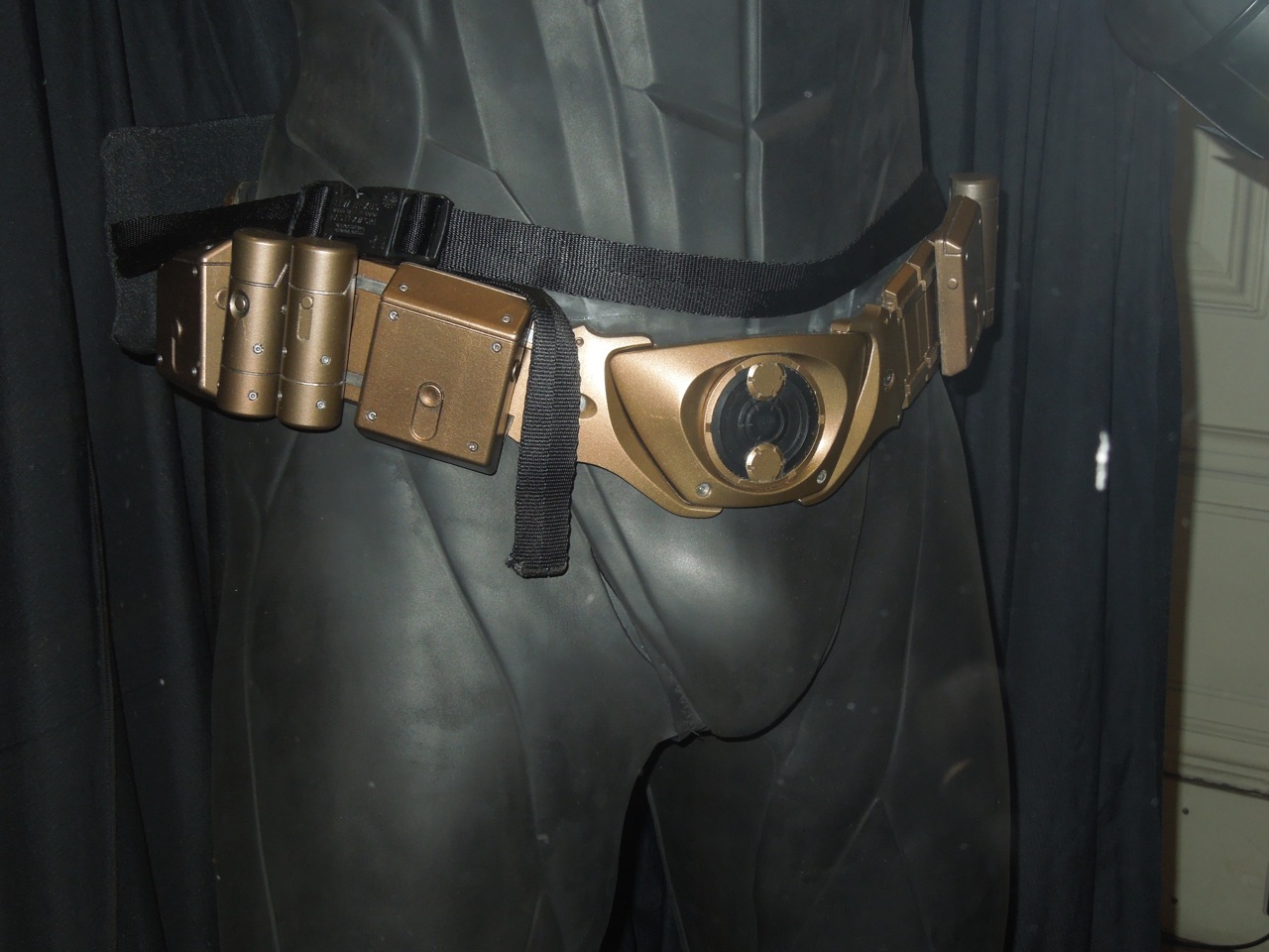 Hollywood Movie Costumes and Props: Batman Begins costume worn by ...