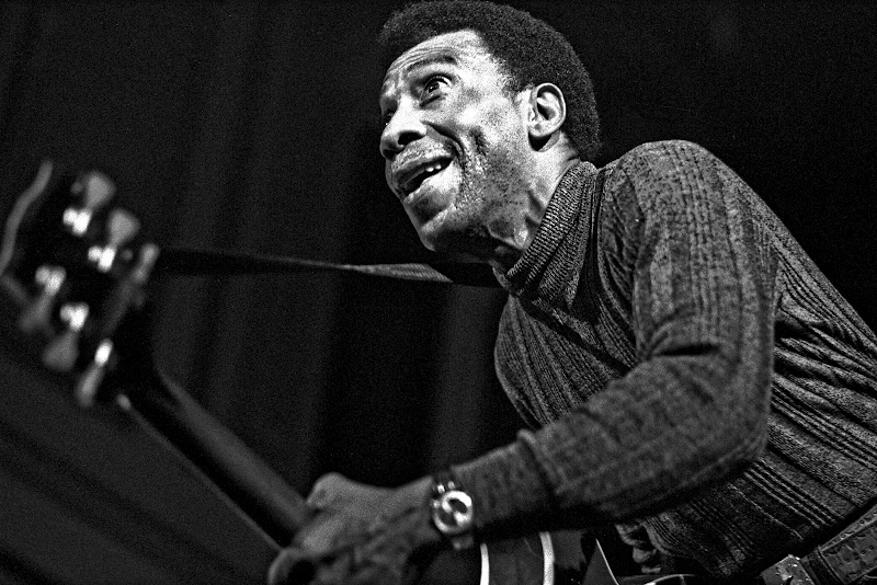 OFF-BEAT PERSISTENTE: T-Bone Walker