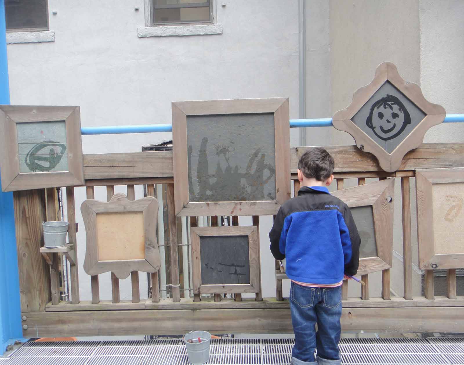 DoodleBuds: Chalkboard Masterpieces