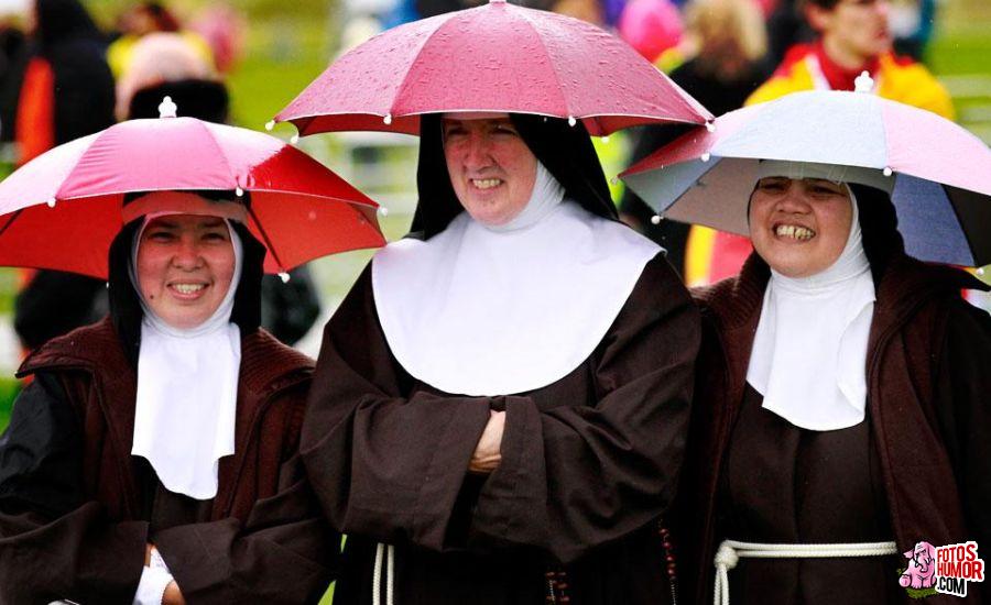 monja macho: monjas protegidas