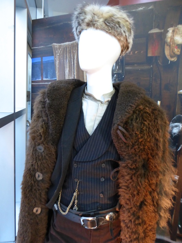 Hollywood Movie Costumes and Props: Up close with The Hateful Eight ...