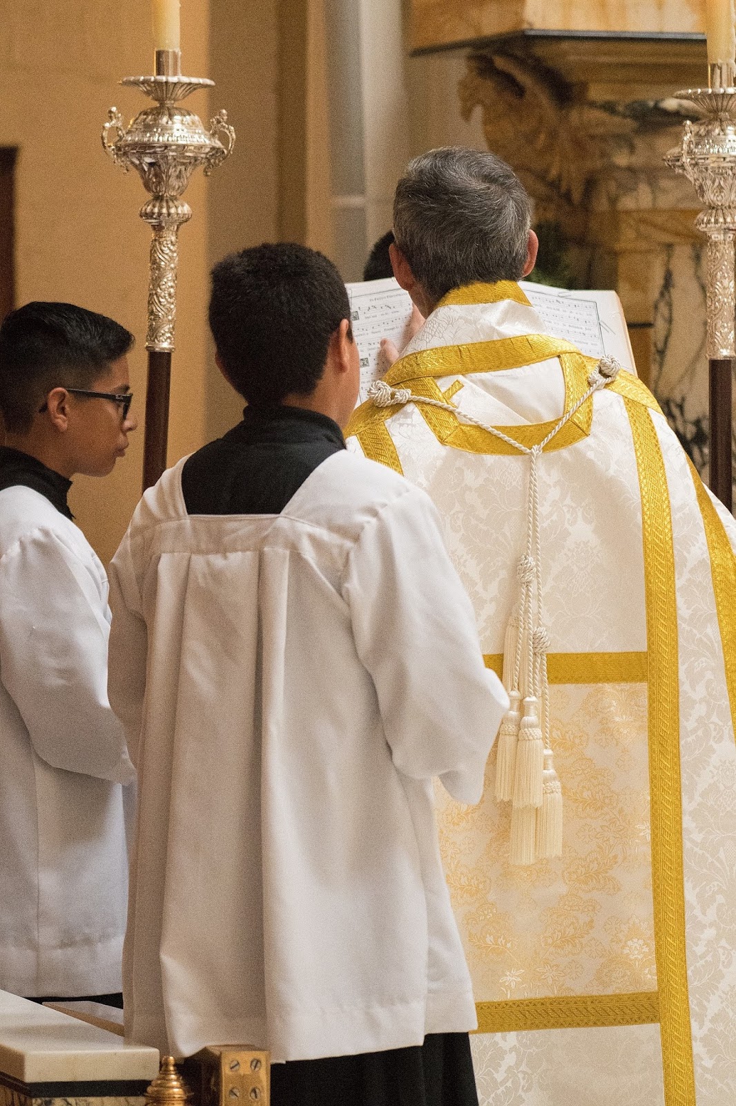 New Liturgical Movement: A Premonstratensian Mass of the Epiphany