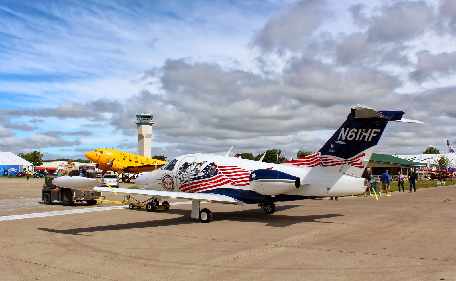 The Aero Experience: EAA AirVenture Oshkosh 2013: Eclipse Aerospace Has ...