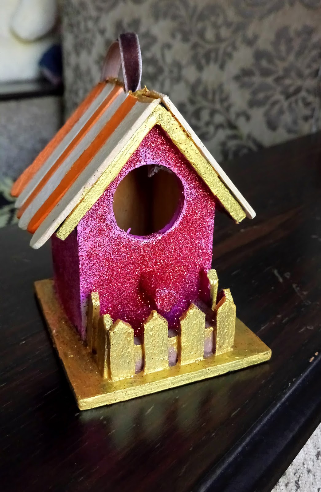 Life's little treasures: Decorated Wooden Bird House | Kids Craft