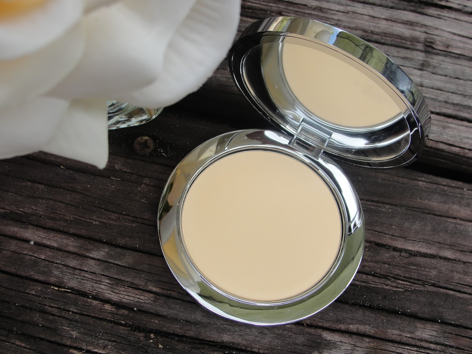 RODIAL Luxury & Innovative Skincare and Makeup Review