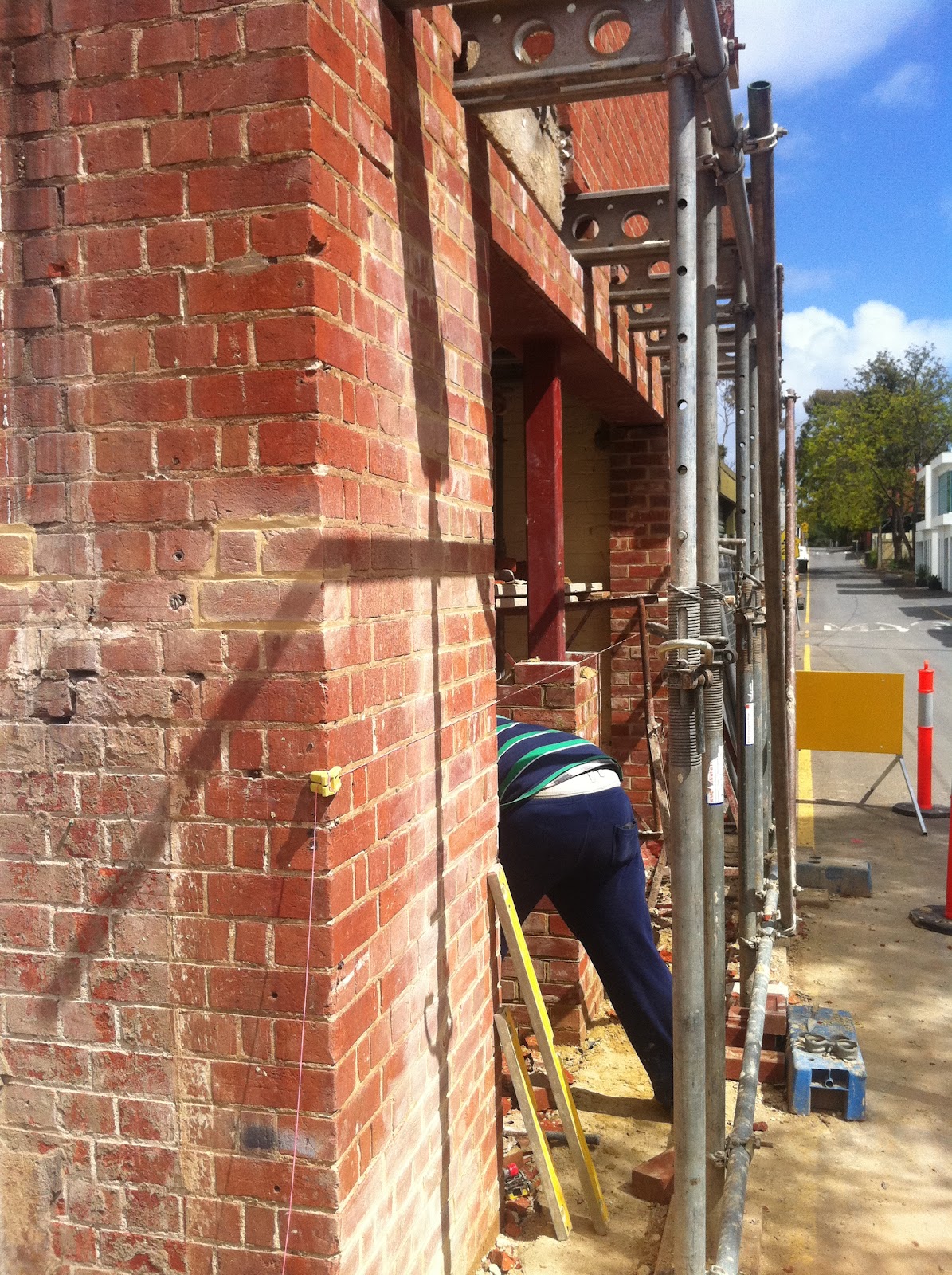 49 WAKEFIELD STREET_: NEEDLING AND PROPPING