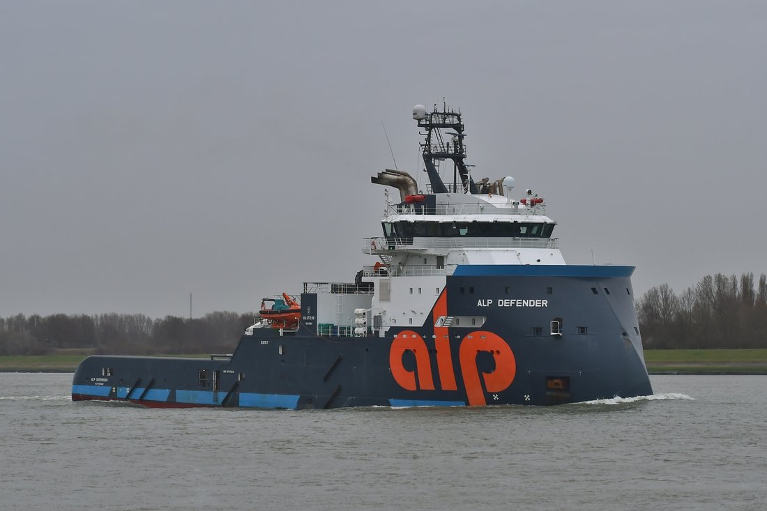 Scheepvaarthoek: ALP Defender