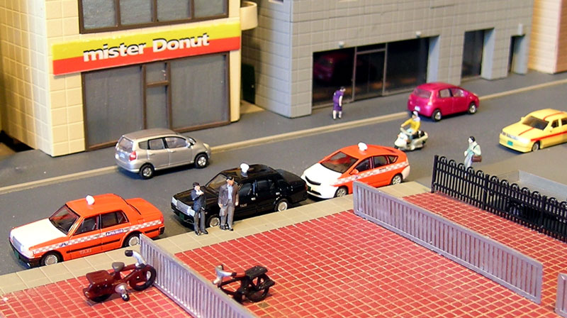 Tokyo in N Scale: Modeling Tokyo taxi cabs