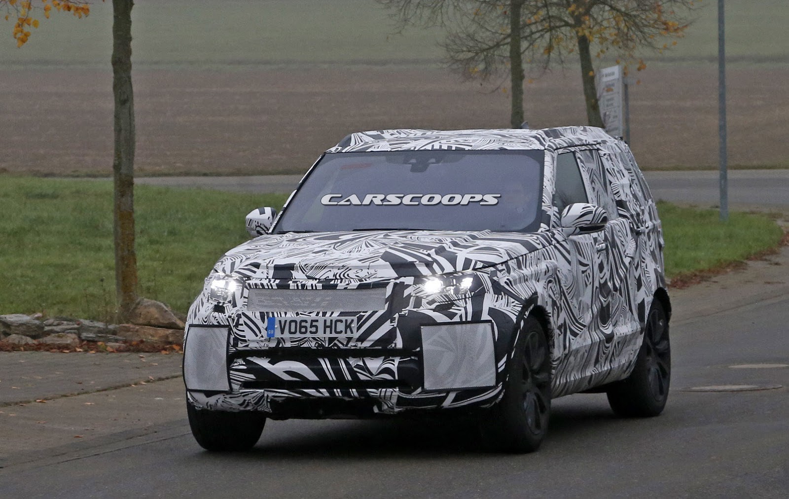 2017 Land Rover Discovery 5 spied testing for the first time | Page 2 ...