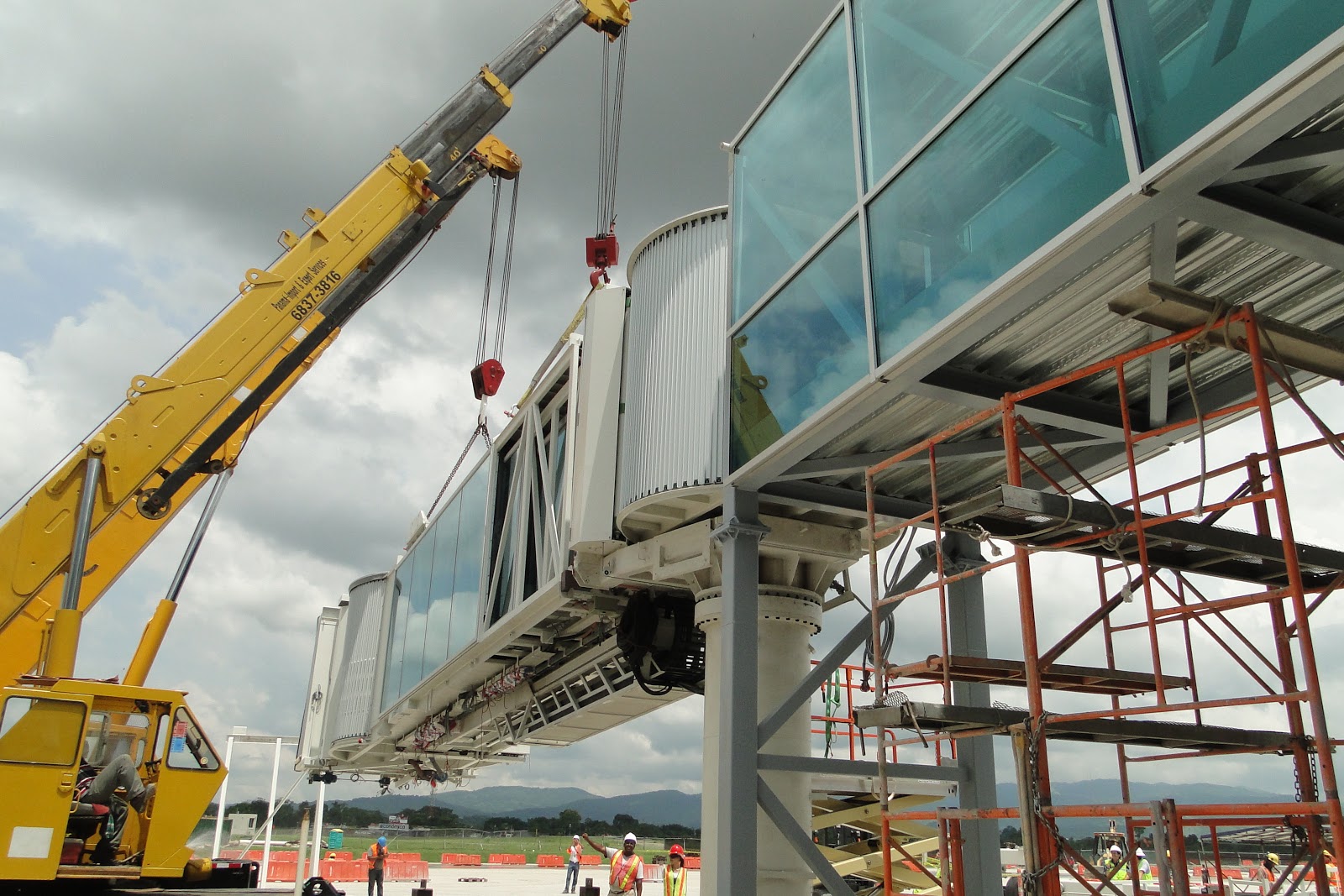 PANATOCUMEN: Prensa Panameña visita Muelle Norte