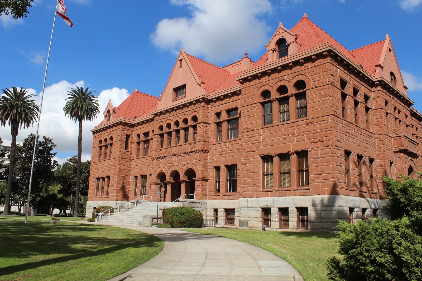 Set-Jetter & Movie Locations and More: American Horror Story: Asylum (2012)