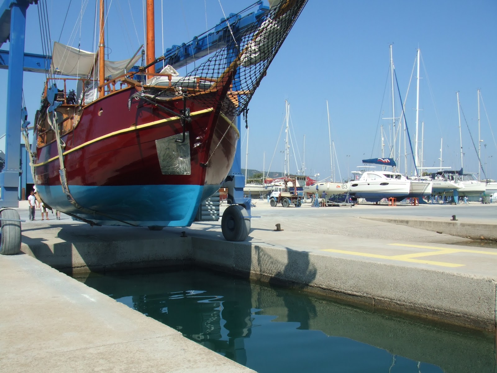 Τα θαλασσινά....: Κουρσαρος της Αγιας Μαυρας
