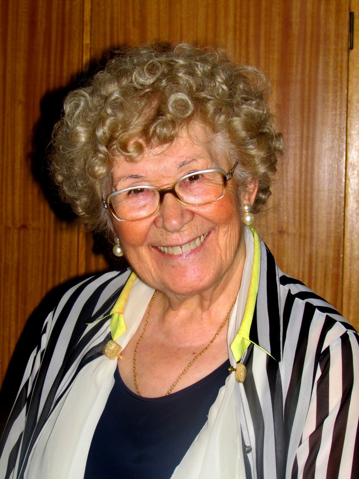 Na Esplanada Com Manuela Maria - REVISTA REVIVER