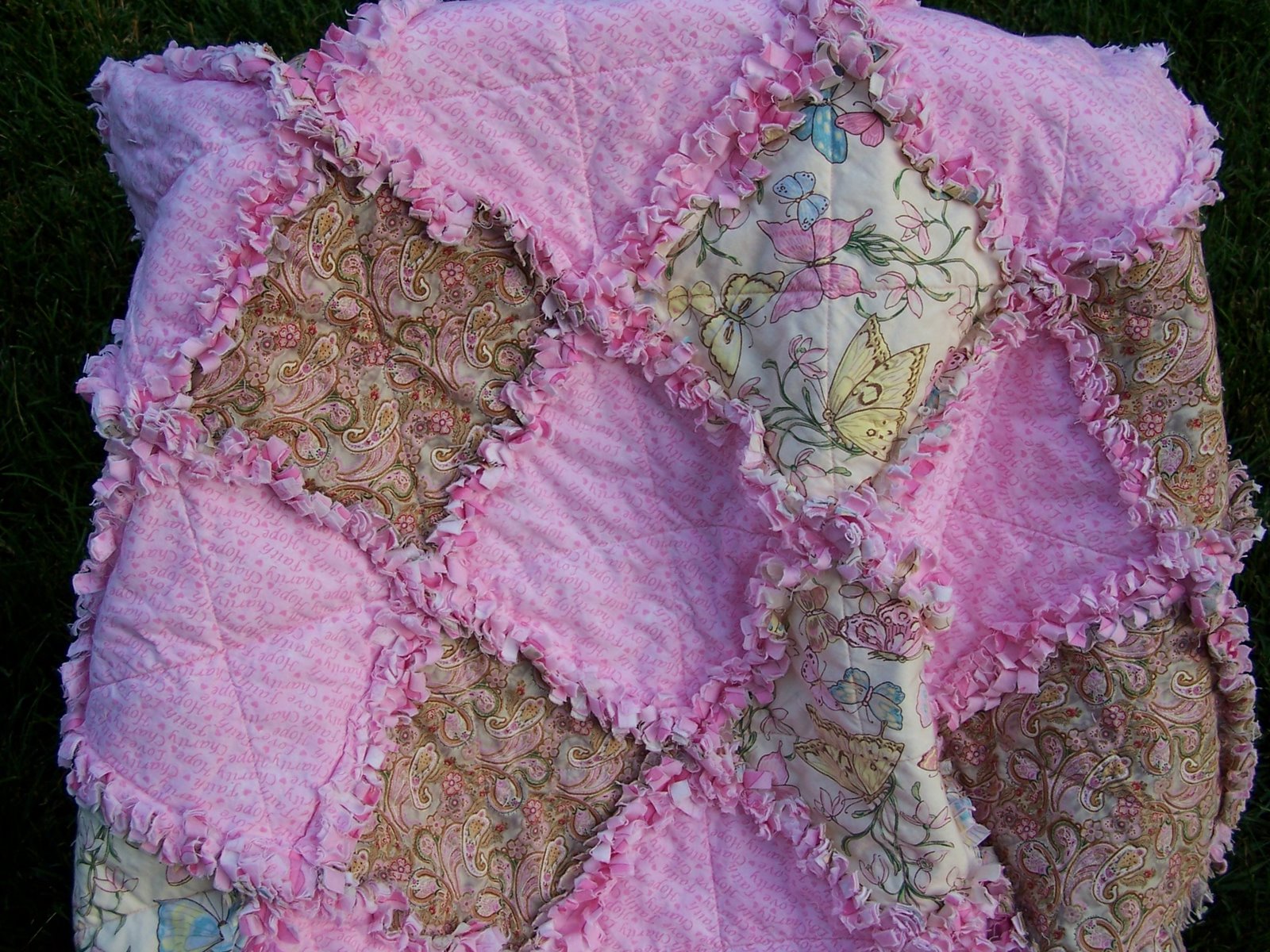 Southern Junk Chic: Rag Quilts for the Nashville Winter Storm