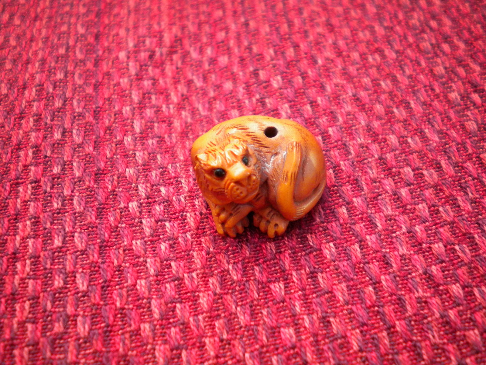 Nippon Netsuke Antiques: Tiger Netsuke and Ojime