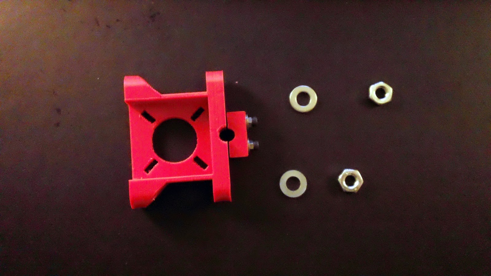 Tom's 3D Printer Guide: Affix Z-motor mount