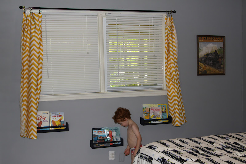 Leekley Weekly: Dillon's Vintage Train Room {Finished!}