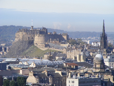 Traveler Guide: Edinburg, Scotland